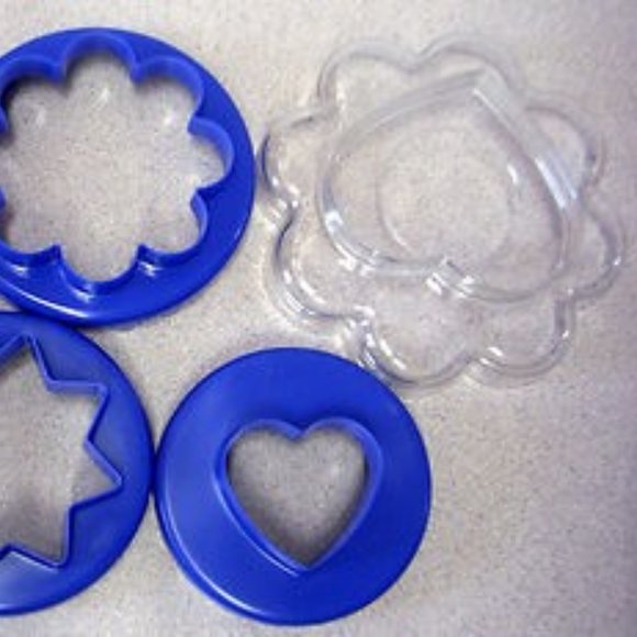Tupperware | Kitchen | Tupperware Cookie Cutter Set | Poshmark